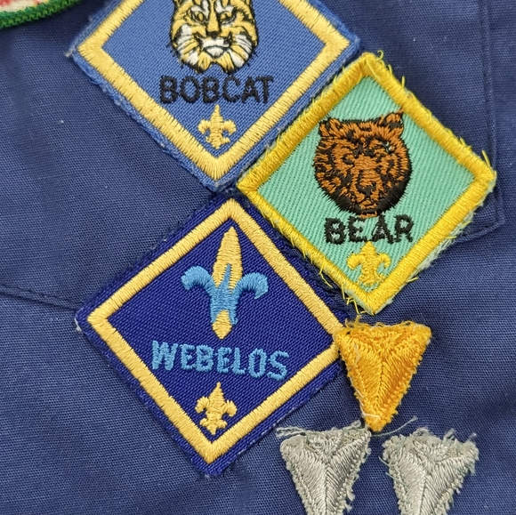 boy scouts | Shirts & Tops | Vintage Boy Scouts Shirt W Patches Wolf ...